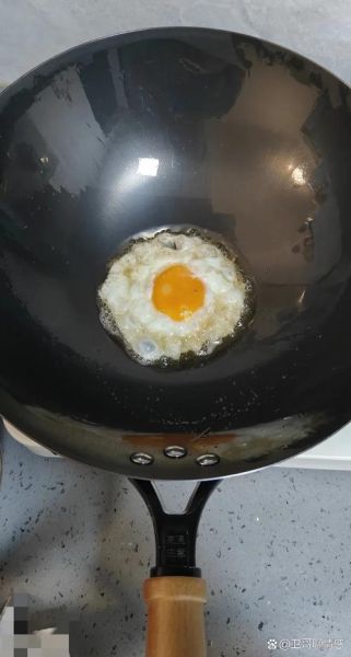 煎鸡蛋怎么不粘锅_煎鸡蛋火候怎么掌握-第3张图片-山城妙识
