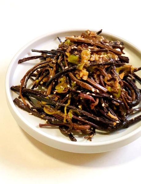 干蕨菜怎么泡发_干蕨菜怎么吃最好吃-第1张图片-山城妙识