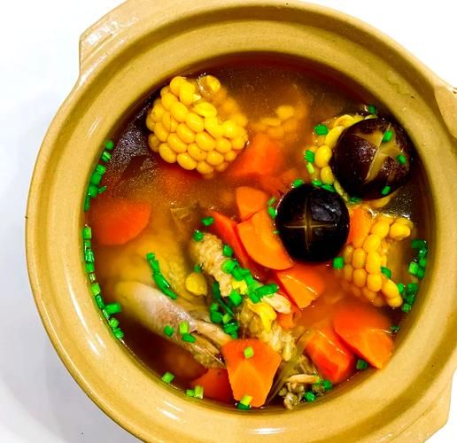 玉米香菇鸡汤怎么煲才清甜_玉米香菇鸡汤做法窍门-第1张图片-山城妙识
