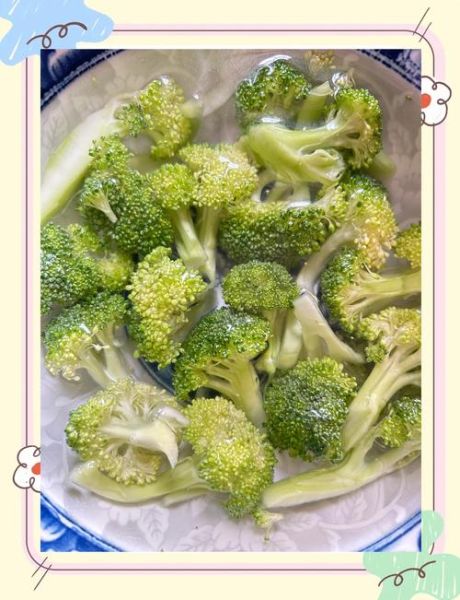 蚝油西兰花怎么做才脆嫩入味_焯水时间到底多久-第3张图片-山城妙识