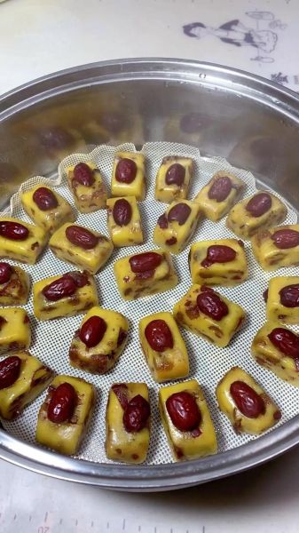 黄米面年糕怎么做_黄米面年糕的做法大全-第2张图片-山城妙识