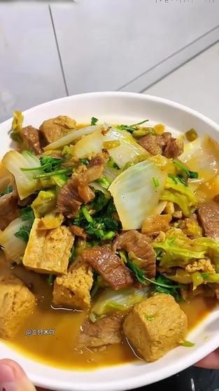 冻豆腐炖白菜怎么做_冻豆腐炖白菜需要焯水吗-第2张图片-山城妙识 冻豆腐炖白菜怎么做_冻豆腐炖白菜需要焯水吗-第2张图片-山城妙识