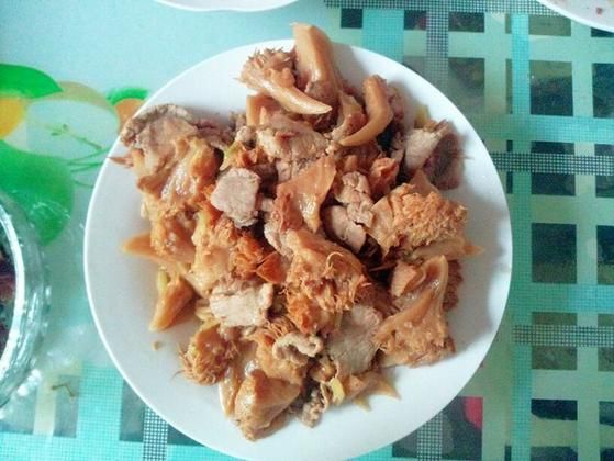 肉炒猴头菇怎么炒好吃_猴头菇炒肉家常做法-第3张图片-山城妙识