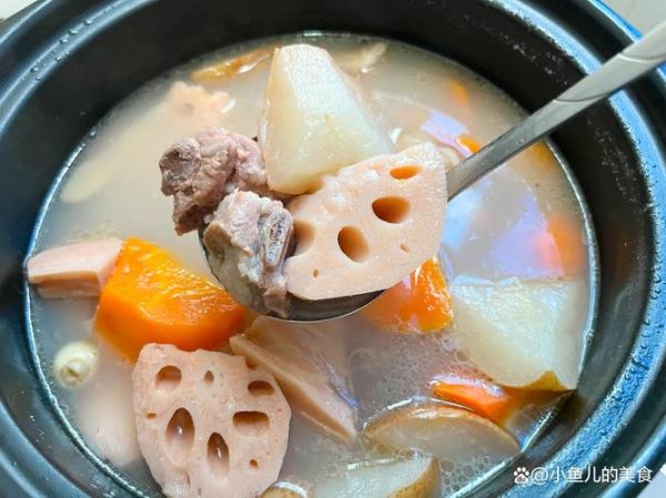 排骨炖藕怎么炖才好吃_排骨炖藕的家常做法-第3张图片-山城妙识