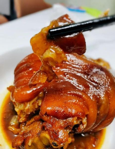 扒猪肘子怎么做_扒猪肘子软烂不腥的秘诀-第2张图片-山城妙识