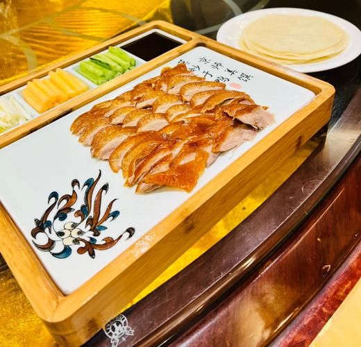 北京烤鸭是什么菜系_北京烤鸭属于哪个菜系-第1张图片-山城妙识