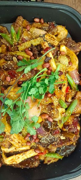 干锅猪蹄怎么做才好吃_干锅猪蹄最正宗的做法-第2张图片-山城妙识