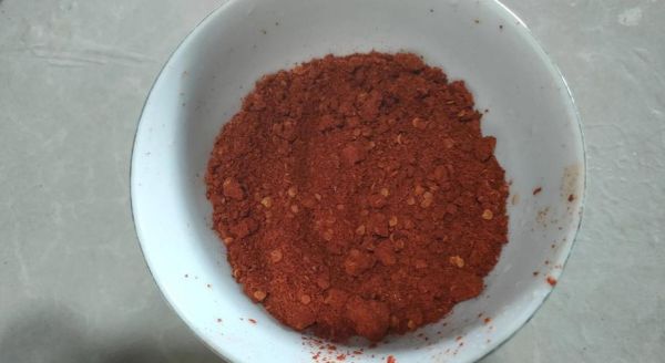 辣椒水可以杀虫吗_自制辣椒水杀虫剂配方-第3张图片-山城妙识