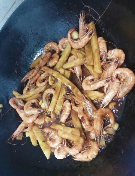 虾和红薯能一起吃吗_同食真相-第1张图片-山城妙识