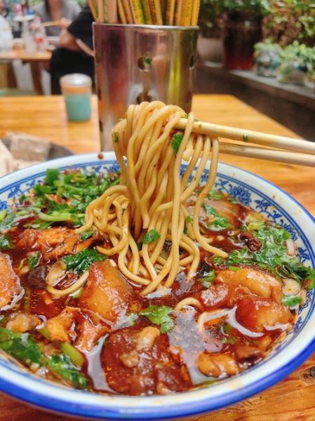 牛肉面怎么做好吃_牛肉面图片拍摄技巧-第1张图片-山城妙识