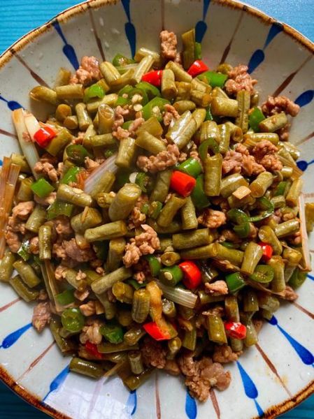 肉末酸豆角怎么做_肉末酸豆角家常做法-第2张图片-山城妙识