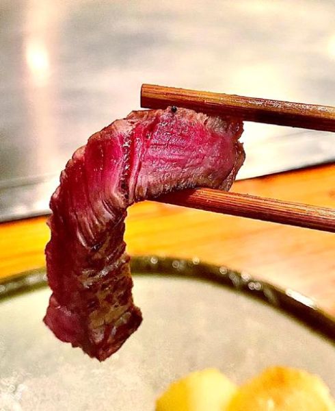 煎牛排用什么油比较好_牛排用黄油还是橄榄油-第2张图片-山城妙识