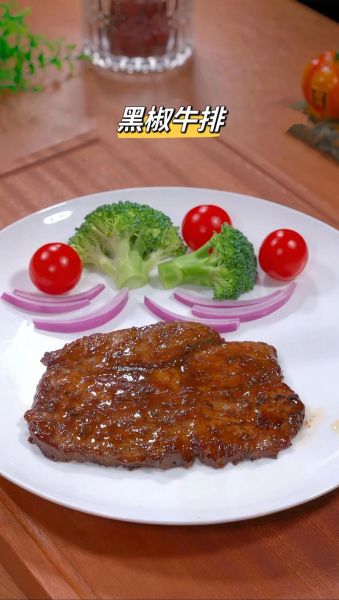 煎牛排怎么煎好吃又嫩_牛排煎多久才不老-第3张图片-山城妙识