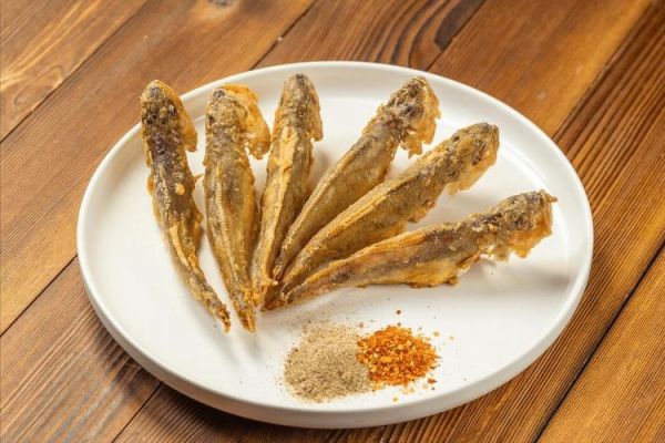 酥炸小黄鱼怎么做才酥脆_酥炸小黄鱼用面粉还是淀粉-第3张图片-山城妙识