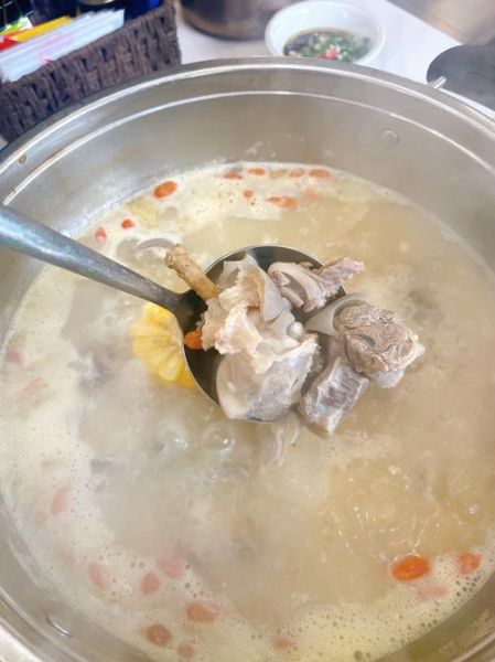 羊肉汤的做法大全家常_羊肉汤怎么炖不膻-第3张图片-山城妙识 羊肉汤的做法大全家常_羊肉汤怎么炖不膻-第3张图片-山城妙识