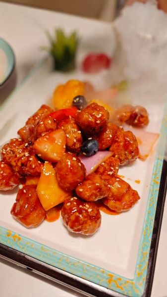 菠萝咕咾肉怎么做_菠萝咕咾肉酸甜比例是多少-第3张图片-山城妙识 菠萝咕咾肉怎么做_菠萝咕咾肉酸甜比例是多少-第3张图片-山城妙识