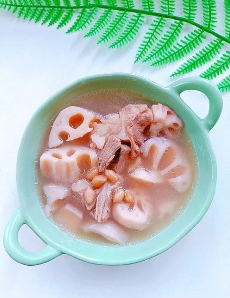 大骨莲藕花生汤怎么做_莲藕花生汤要炖多久-第3张图片-山城妙识