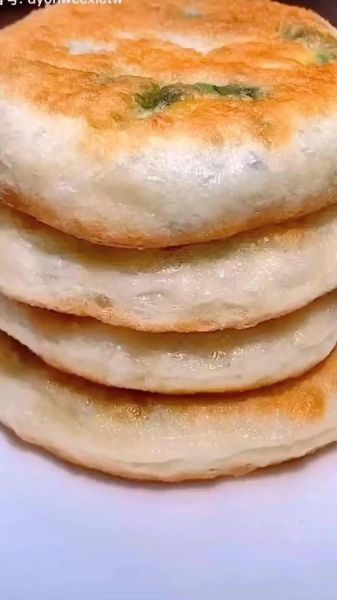 面粉煎饼怎么做_只用面粉和水可以吗-第3张图片-山城妙识 面粉煎饼怎么做_只用面粉和水可以吗-第3张图片-山城妙识