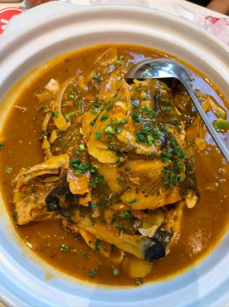 鱼头泡饭怎么做_鱼头泡饭用什么鱼头-第1张图片-山城妙识