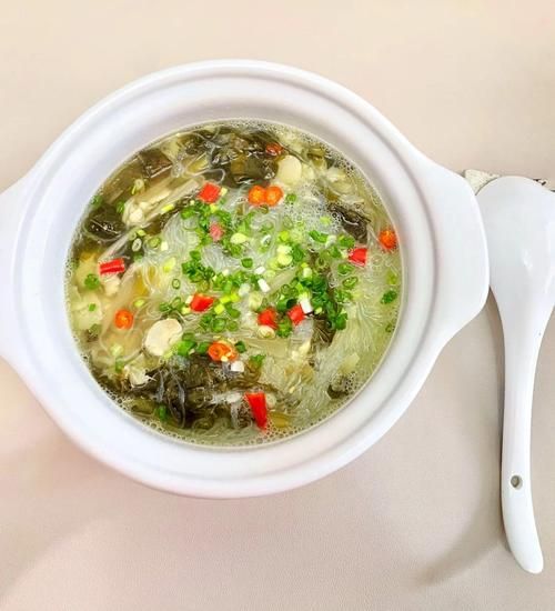 酸辣粉丝汤怎么做_正宗酸辣粉丝汤做法-第1张图片-山城妙识