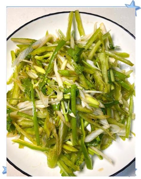 老虎菜有哪些食材_老虎菜正宗做法-第3张图片-山城妙识