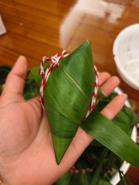 哪种粽叶包粽子最好_新鲜粽叶和干粽叶哪个更香-第3张图片-山城妙识 哪种粽叶包粽子最好_新鲜粽叶和干粽叶哪个更香-第3张图片-山城妙识