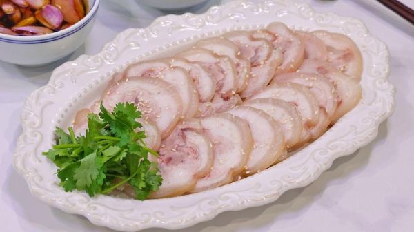 白切肘子怎么做_白切肘子要焯水吗-第1张图片-山城妙识