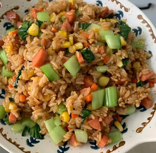 炒饭怎么炒才粒粒分明_炒饭用什么米最好-第2张图片-山城妙识 炒饭怎么炒才粒粒分明_炒饭用什么米最好-第2张图片-山城妙识