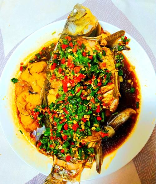 凉拌鲫鱼怎么做_凉拌鲫鱼的做法大全-第1张图片-山城妙识