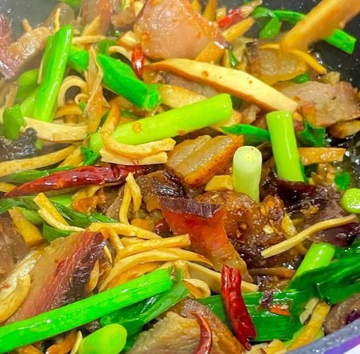 干咸肉怎么做好吃_干咸肉蒸多久才软-第2张图片-山城妙识