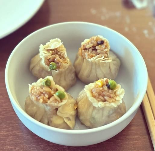 烧麦的面皮怎么做_烧麦皮用什么面粉最好-第1张图片-山城妙识