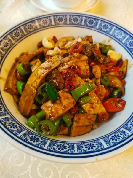 豆腐干炒肉怎么炒好吃_家常做法步骤-第2张图片-山城妙识