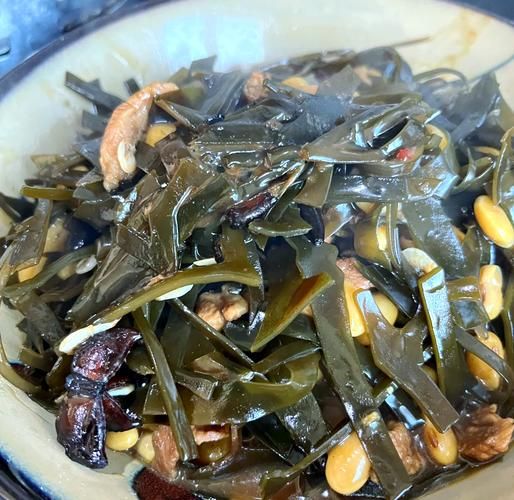 海带炒肉怎么做_海带炒肉先炒海带还是先炒肉-第1张图片-山城妙识