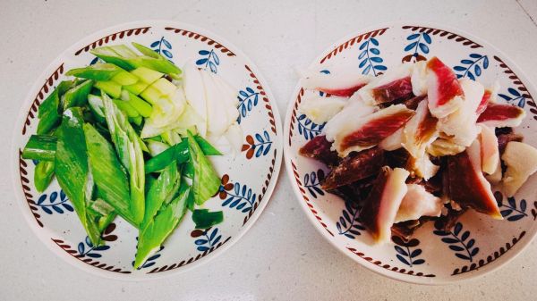 咸肉怎么吃比较好呢_咸肉的家常做法大全-第1张图片-山城妙识 咸肉怎么吃比较好呢_咸肉的家常做法大全-第1张图片-山城妙识