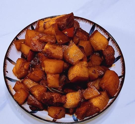 土豆烧肉怎么做好吃_家常土豆烧肉的做法步骤-第3张图片-山城妙识