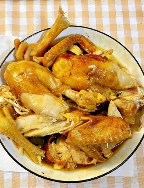 电饭锅焗鸡怎么做_电饭锅焗鸡需要放水吗-第1张图片-山城妙识