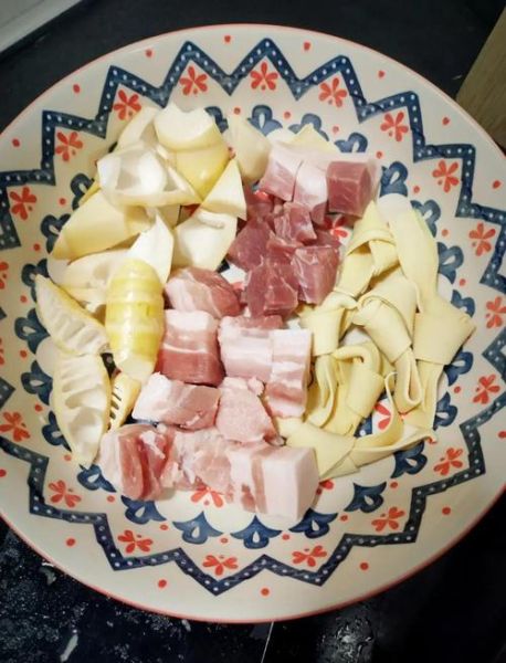 新鲜竹笋怎么处理才能吃_竹笋去涩最快方法-第3张图片-山城妙识