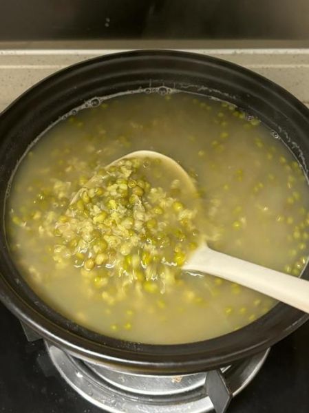 绿豆粥怎么煮_绿豆粥的做法家常做法-第2张图片-山城妙识