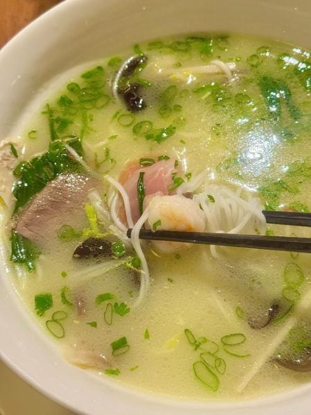 云南过桥米线汤底配方_正宗高汤怎么做-第2张图片-山城妙识