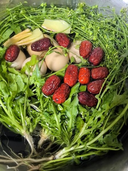 三月三吃什么煮鸡蛋_三月三煮鸡蛋用什么草-第3张图片-山城妙识 三月三吃什么煮鸡蛋_三月三煮鸡蛋用什么草-第3张图片-山城妙识