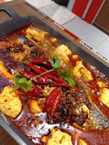 川味烤鱼怎么做_川味烤鱼配料有哪些-第1张图片-山城妙识