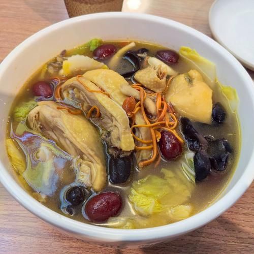 滋补汤品大全_适合四季的养生汤有哪些-第3张图片-山城妙识