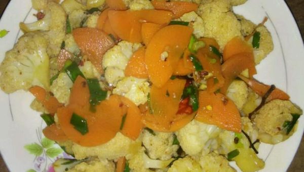 菜花凉拌怎么做_菜花凉菜焯水几分钟-第1张图片-山城妙识 菜花凉拌怎么做_菜花凉菜焯水几分钟-第1张图片-山城妙识