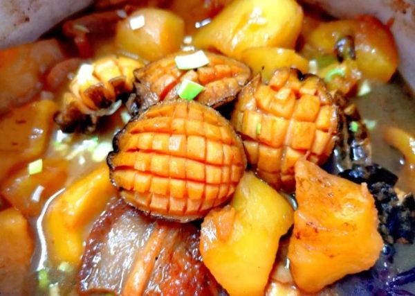 清炖鲍鱼怎么做_清炖鲍鱼需要焯水吗-第3张图片-山城妙识