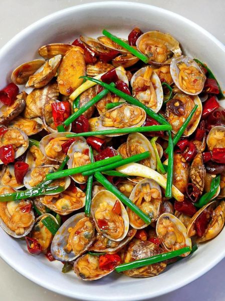 川味爆炒花甲怎么炒才嫩_花甲去沙最快方法-第2张图片-山城妙识