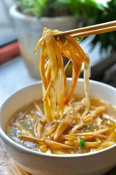 黄花菜怎么吃最好_黄花菜怎么做才好吃-第1张图片-山城妙识