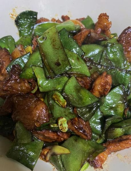 扁豆怎么红烧才入味_红烧扁豆的家常做法-第1张图片-山城妙识
