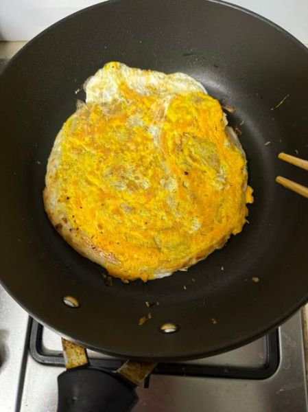 煎鸡蛋怎么不粘锅_最简单的煎蛋步骤-第3张图片-山城妙识