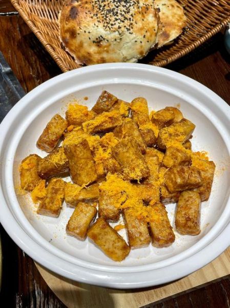 拔丝香芋怎么做_拔丝香芋的糖浆比例是多少-第1张图片-山城妙识