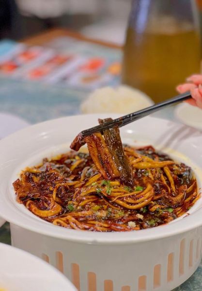 鳝鱼丝怎么做好吃_鳝鱼丝的家常做法-第2张图片-山城妙识